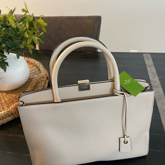 kate spade | Bags | Brand New With Tags Kate Spade Leather Roomy Henley ...